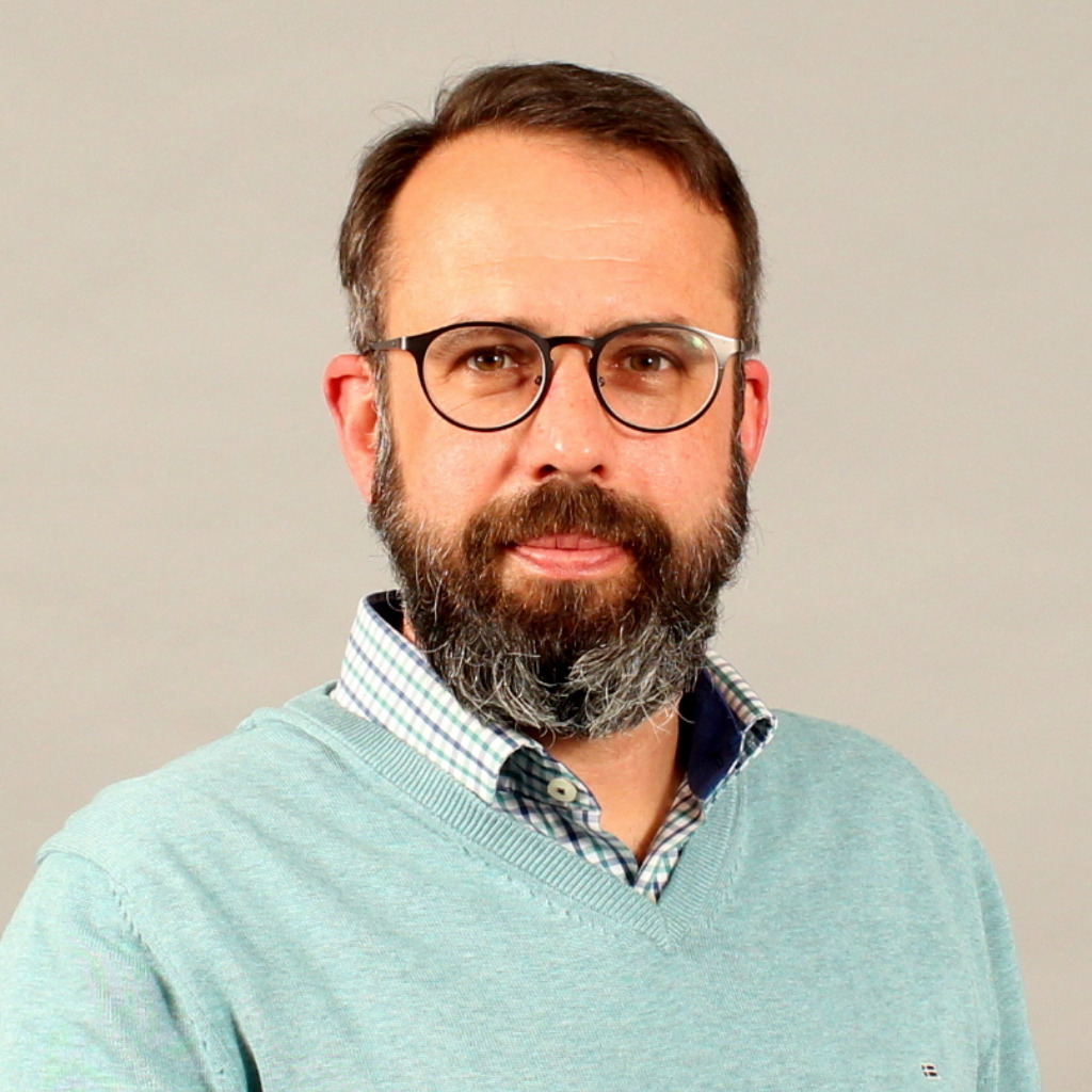 Marcel Hartmann - Fahrzeuglackierer-Meister - Cardoc-Autoklinik GmbH | XING