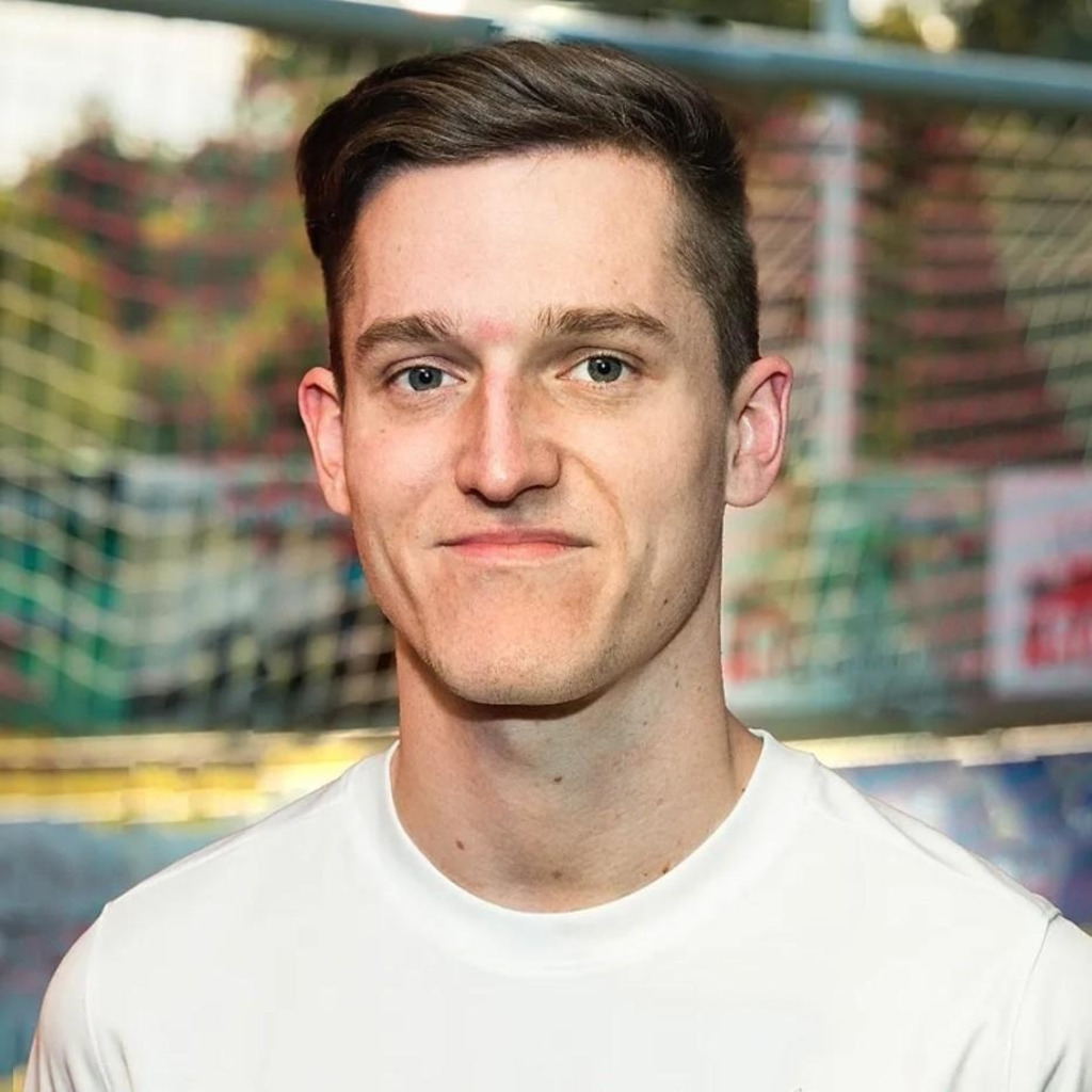 Tim Elstner - Bilanzbuchhalter - Neutrik EMEA GmbH | XING