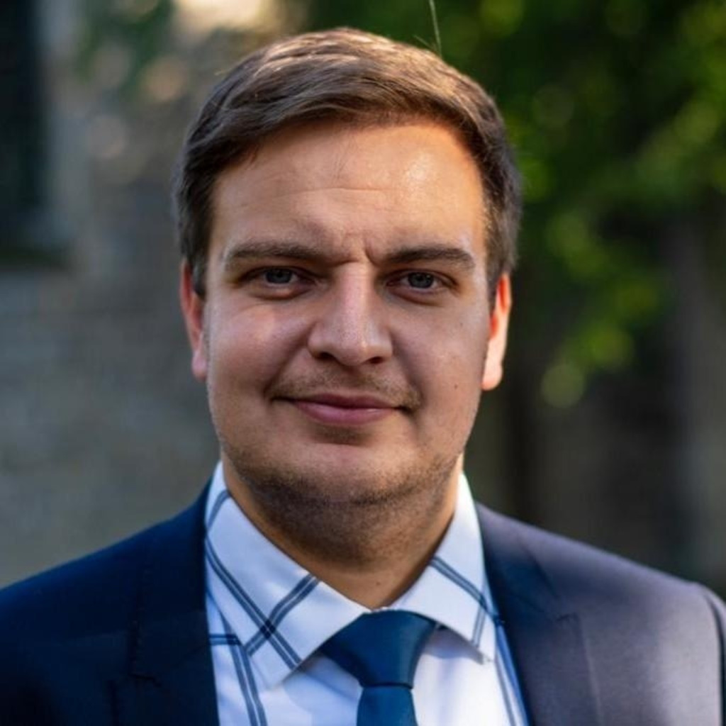 Jonas Hesse - Treasury-Manager - Arntz Optibelt Gruppe | XING