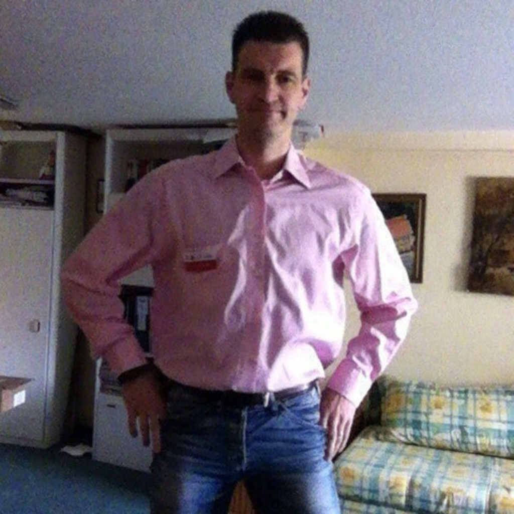 Robert Gensel - Herstellungsleiter der Parenteralia Abteilung und ...