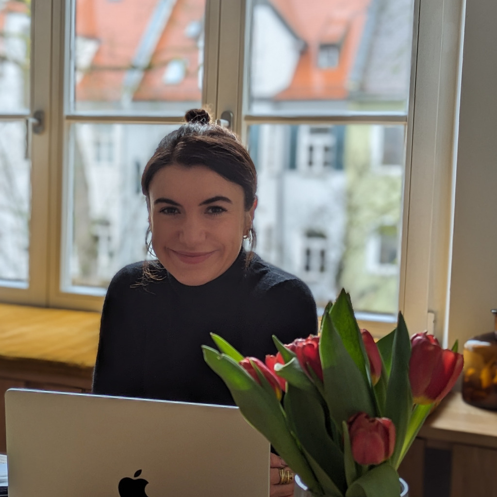 Olga Osterrieder - Leitung Marketing und Kommunikation - JATI GmbH | XING