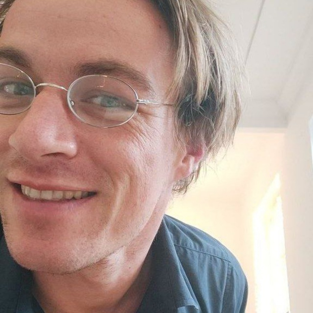 Alexander Mahr - Linux Improvement Analyst and 2nd Level Linux Support ...