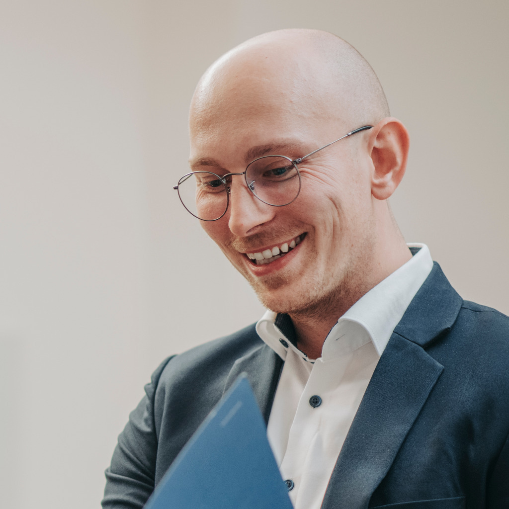 Daniel Bachelin - Juniorpartner Zurich Dumpe-Bachelin - Zurich Gruppe ...