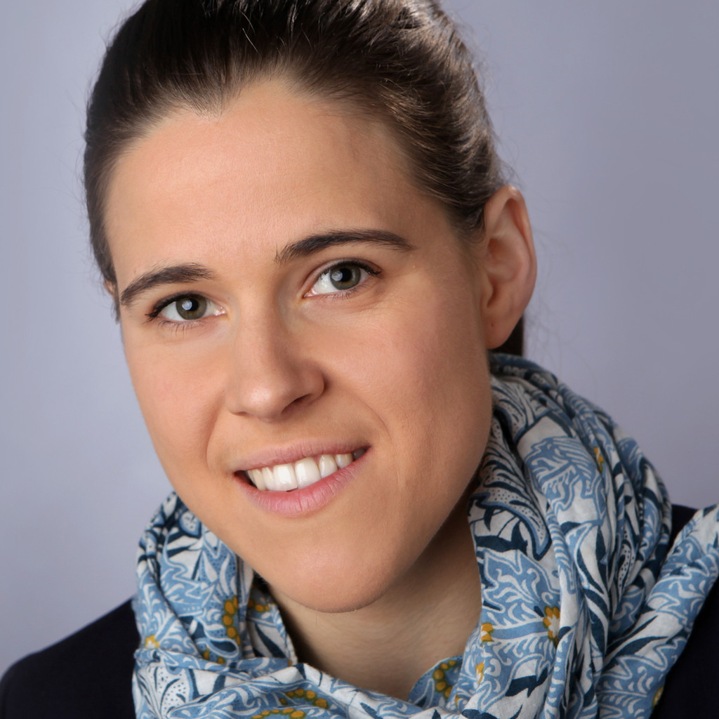 Lisa Böhm - stellvertretende Produktionsleiterin - Gourmet Rösterei ...