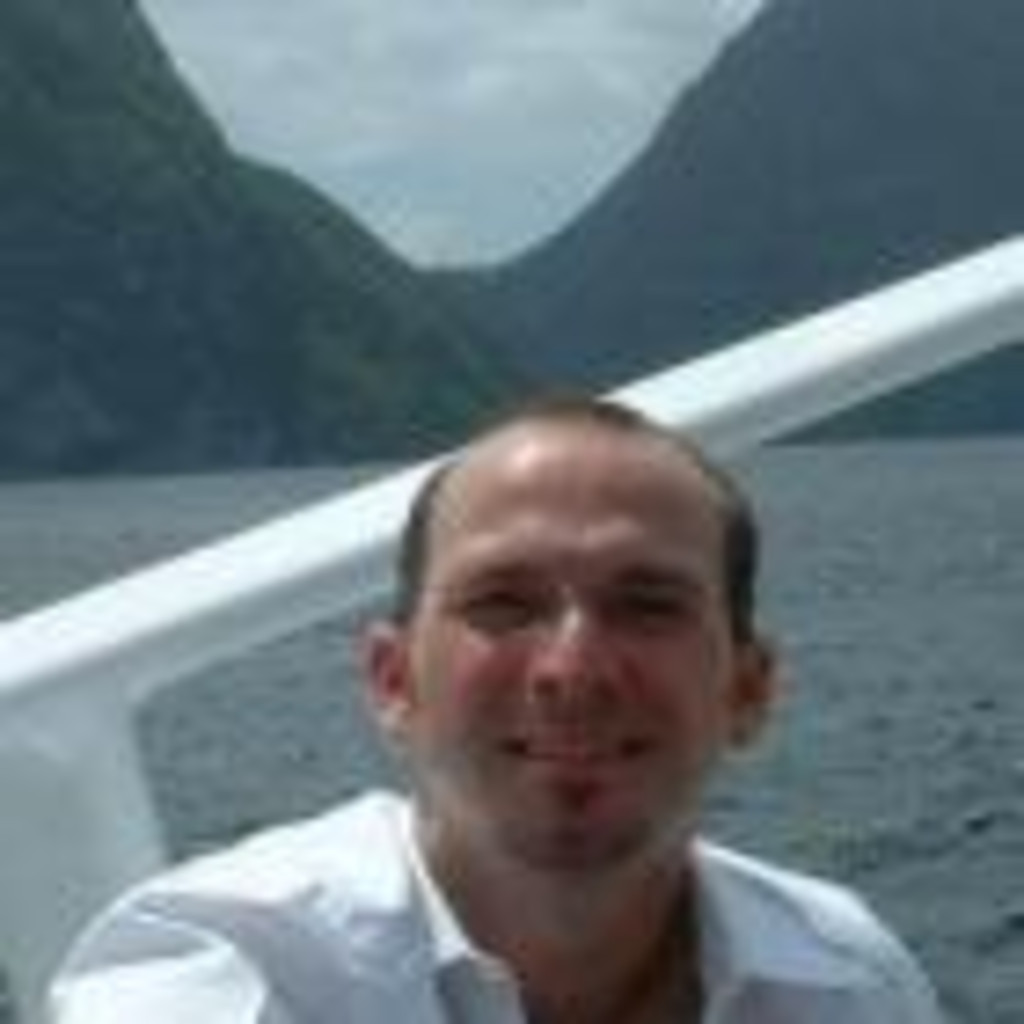 Akos Mester - Recruiting - Power in Connecting | XING