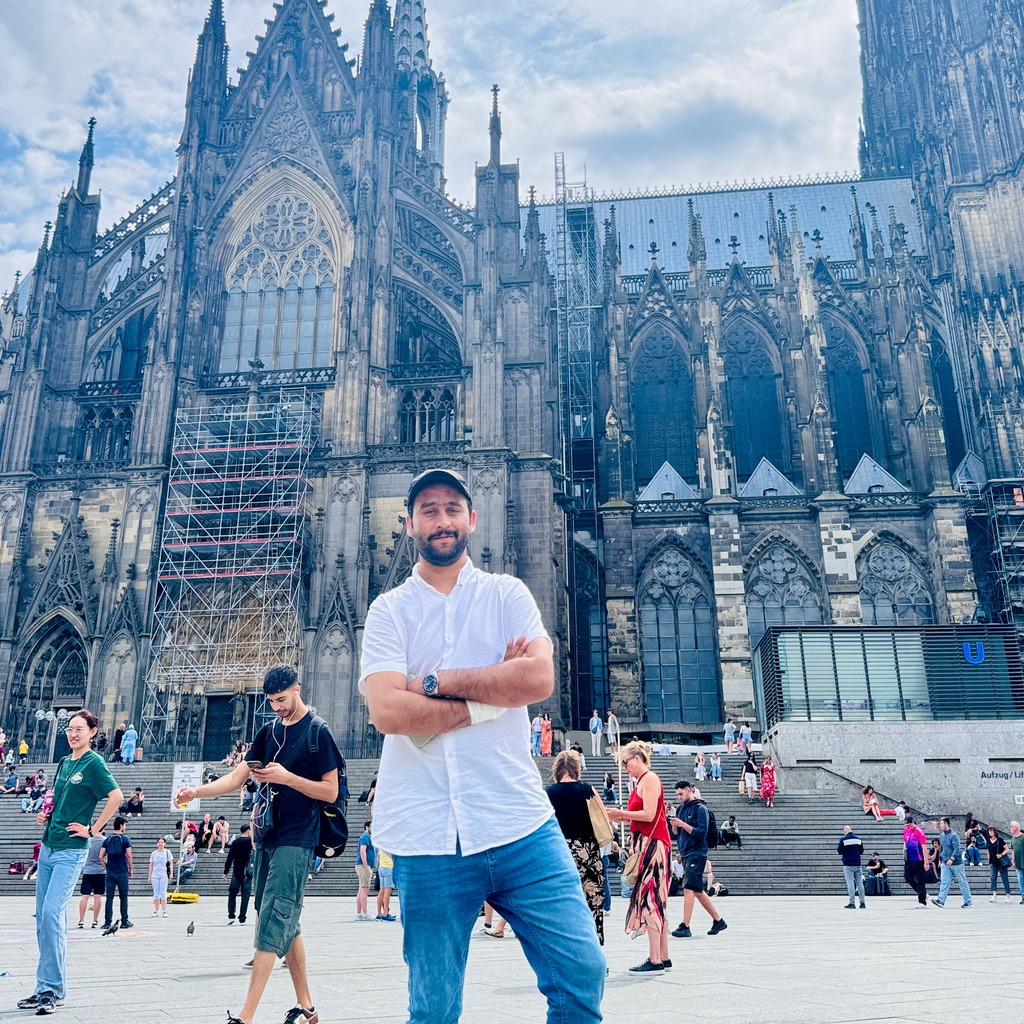 Aftab Kareem - sorting associates - Amazon Logistics | XING