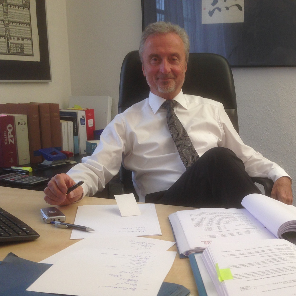 Thomas Spatz - Rechtsanwalt und Mediator - Anwaltskanzlei Zager & Spatz & Schmidt ------ 0049 (0 ...