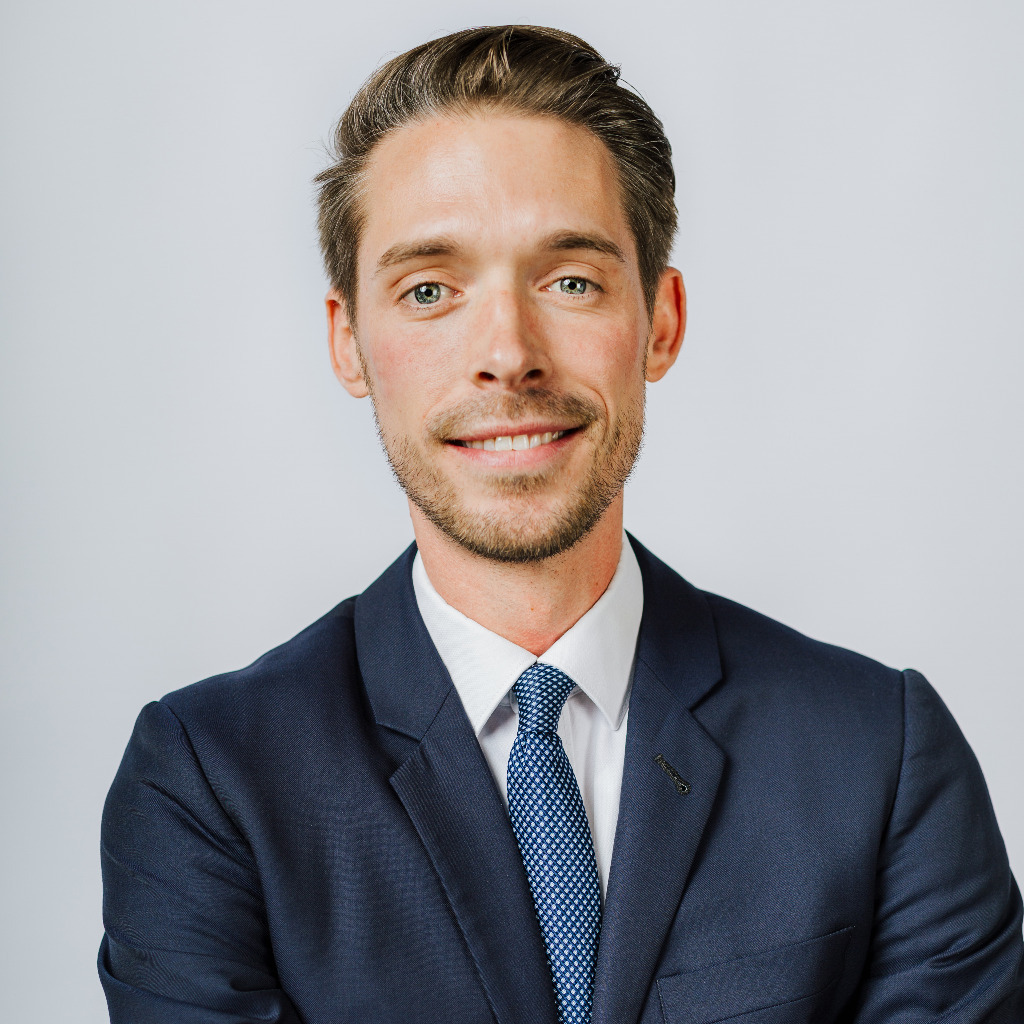 Jan-Sebastian Uth - Head of Investment Management - Uth Management GmbH ...