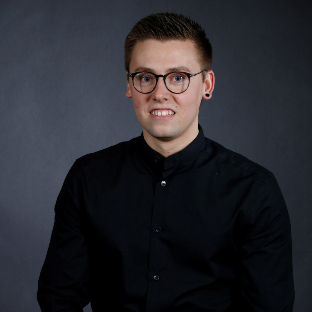 Kevin Singer - Leiter Arbeitsvorbereitung - Karl Mayer Kartonagenfabrik ...