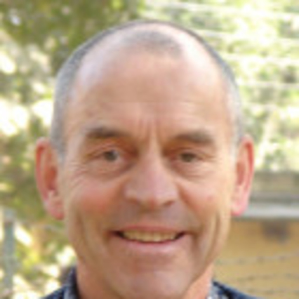 Alfred Moser - Dr. - Science Services Alfred Moser | XING