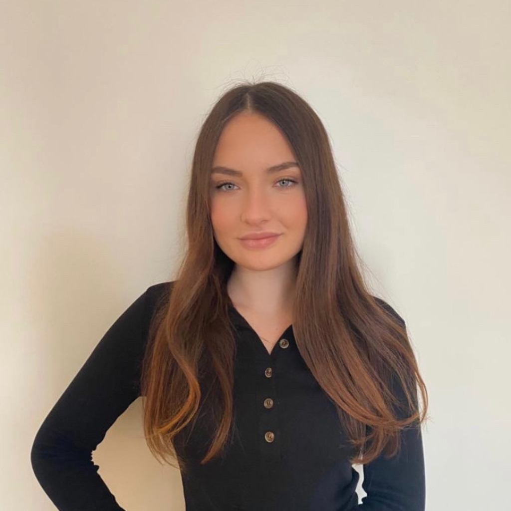 Elisa Müller - Consultant - Parus Search Germany GmbH | XING