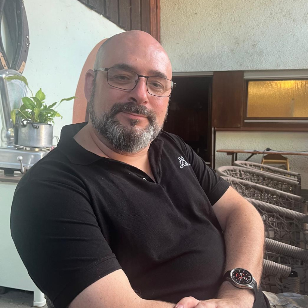 Alexander Schaaf - Lagerleitungen - Iveco West Köln | XING