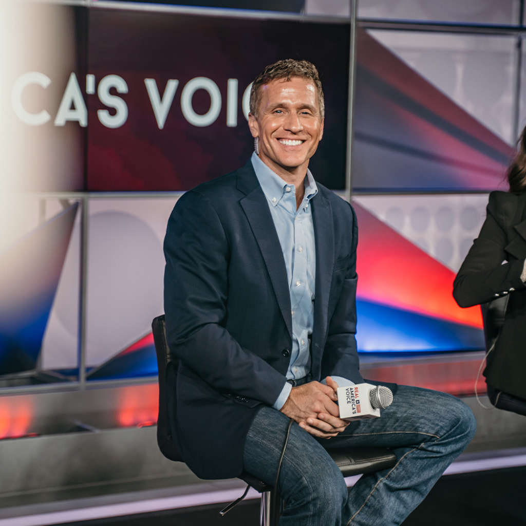 Eric Greitens - Author | Founder and CEO | Leadership and Ethics | Navy ...