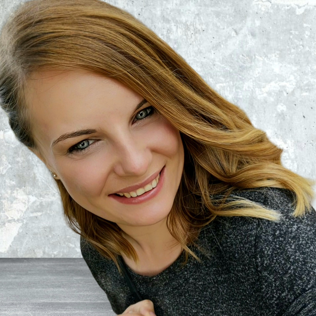 Annegret Marquart - Hörgeräteakustikmeisterin Fachgeschäftsleitung ...