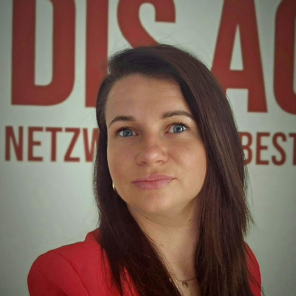 Paula Hüttner - Sales Consultant Office & Finance - DIS AG | XING