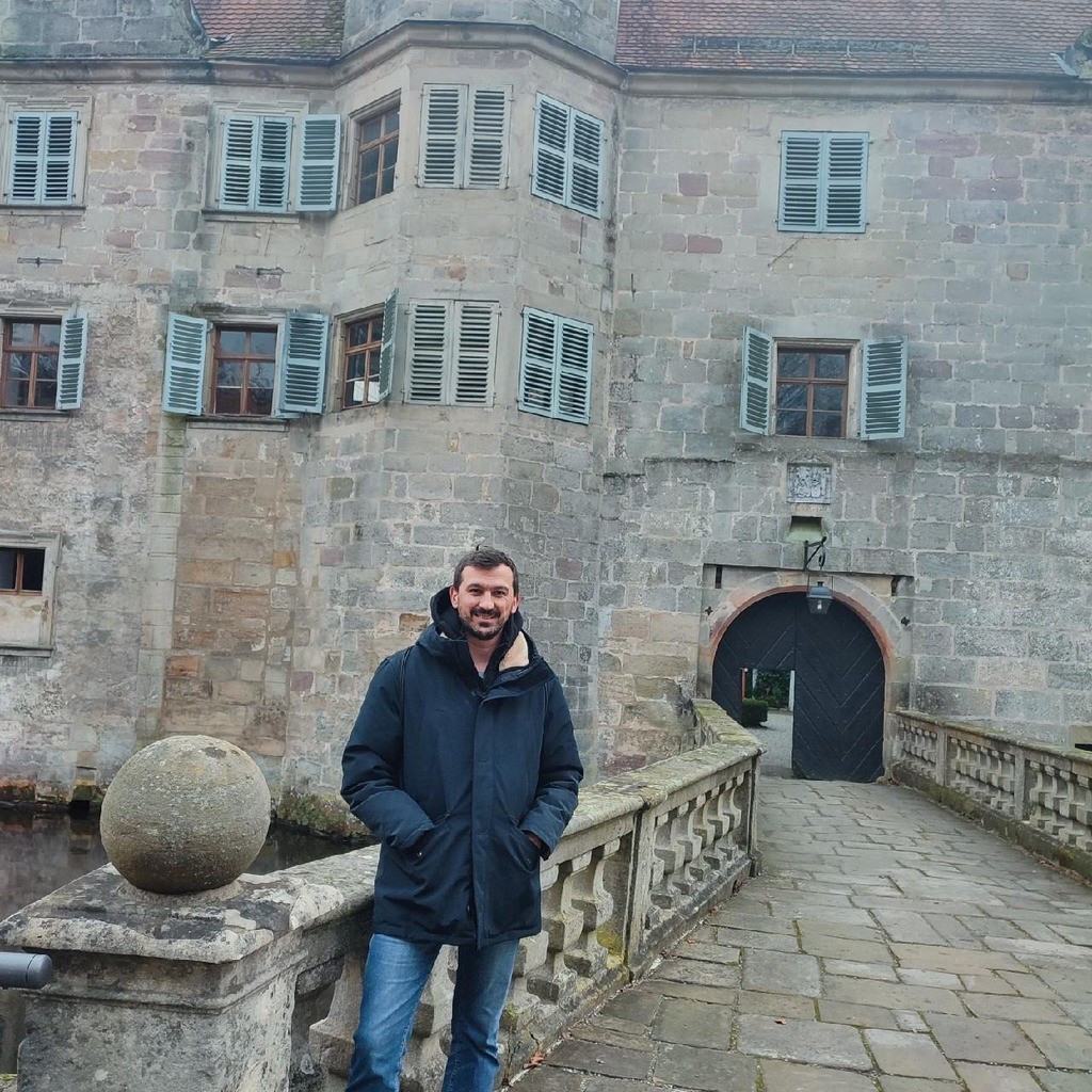 Uwe Engelhardt - Ausbilder - Brose Fahrzeugteile SE & Co ...