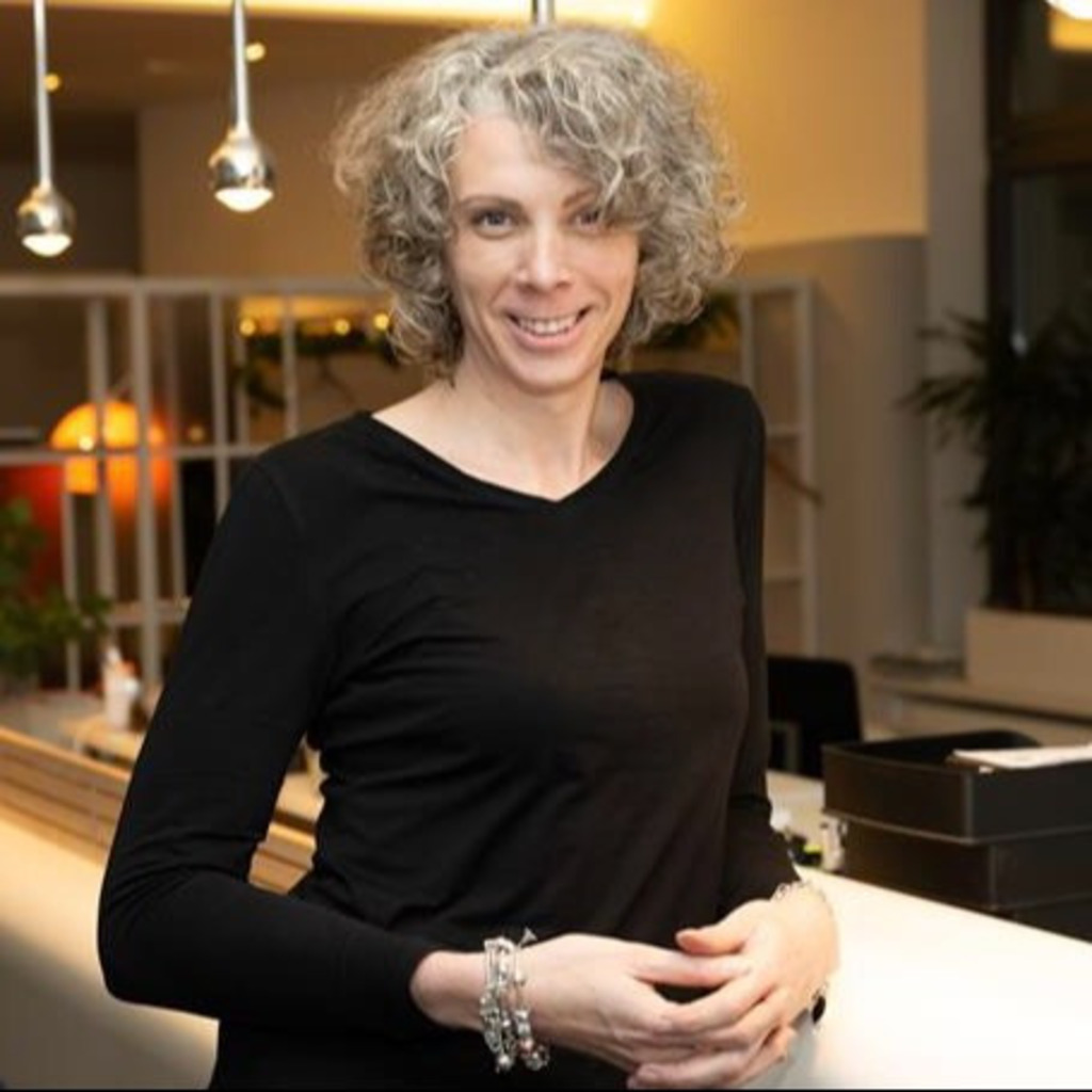 Patricia Jenner - Assistenz der Personalbetreuung - doctari Pflege GmbH ...