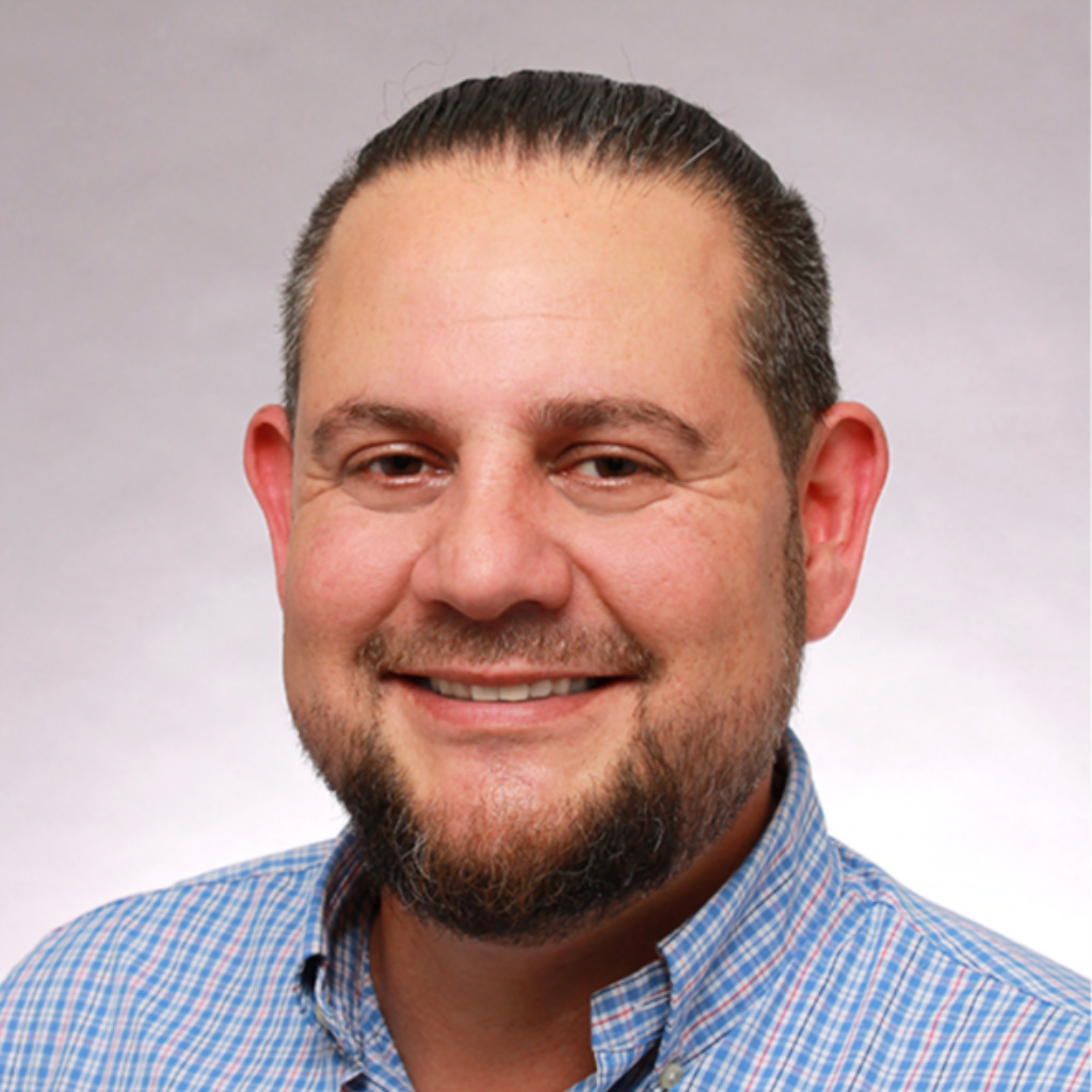 Christopher Lewin - Gerente General - Renovo | XING