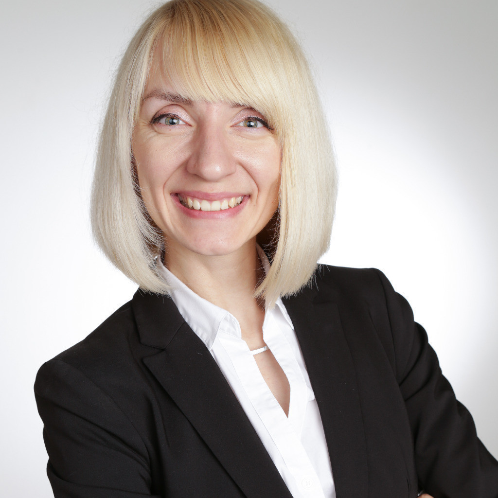 Alena Meier - Marketing Manager - macom GmbH | XING