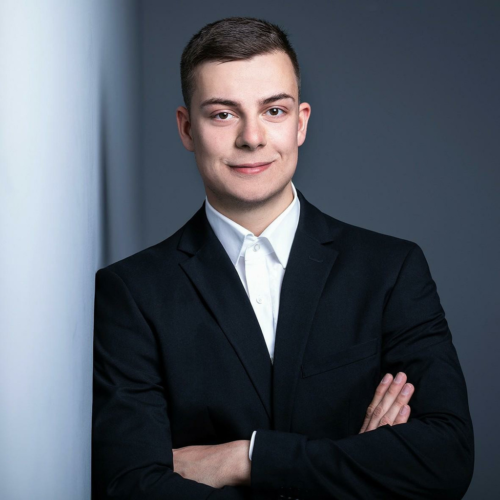 Yannick Müller - Junior Financial Controller - Auria Solutions GmbH | XING
