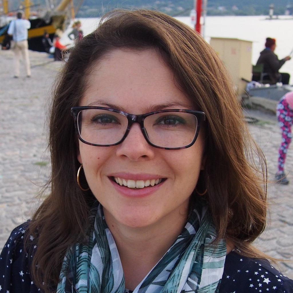 Anna Simon - AX Technical Consultant - KPMG Crimsonwing | XING