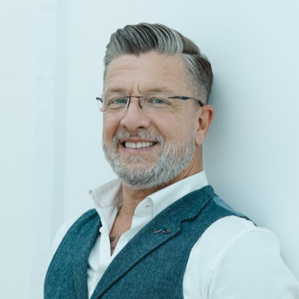 Jens Strauß - Versicherungskaufmann - ERGO/DKV Deutsche ...