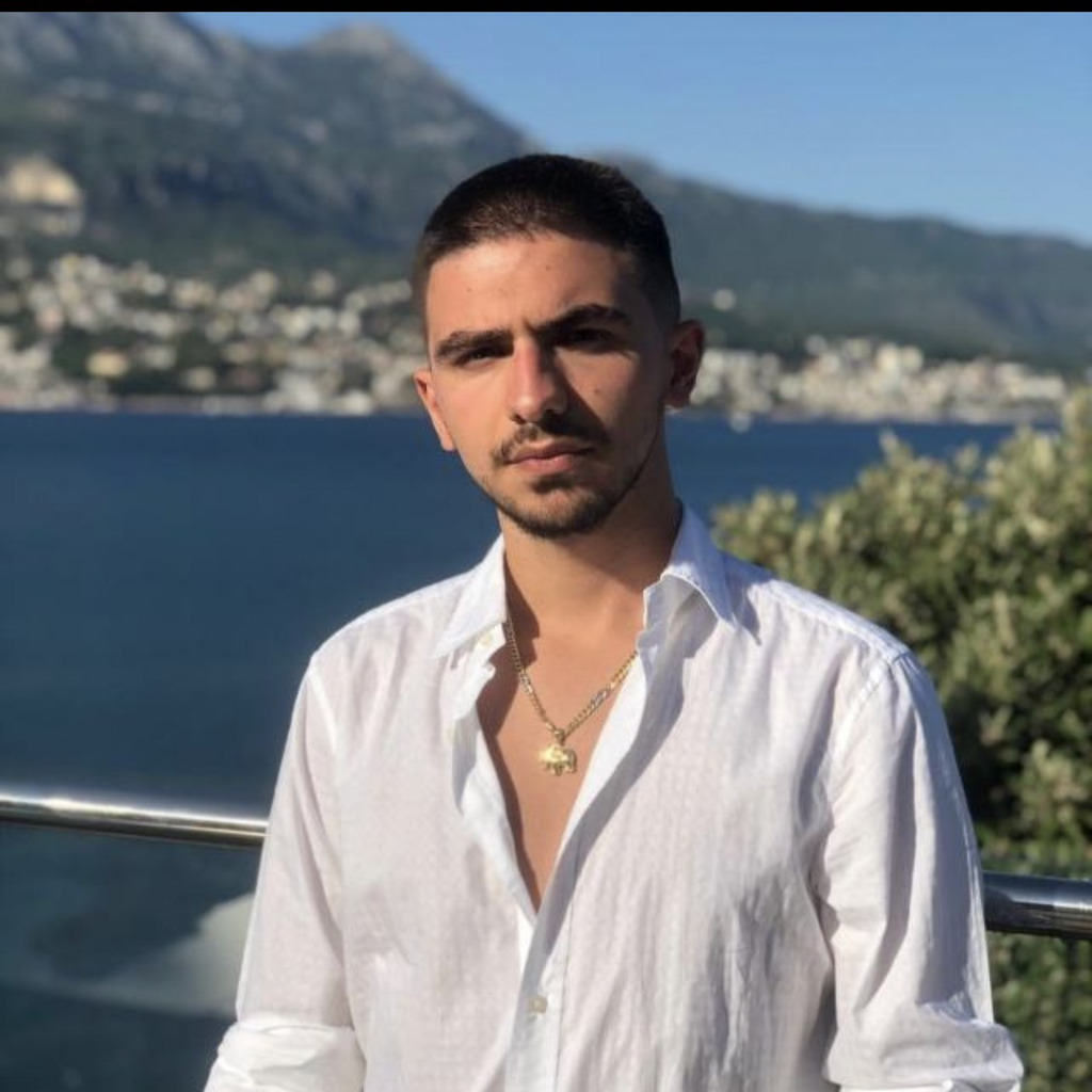 Rei Qosja - Software Developer / IT all-rounder - Freelance | XING