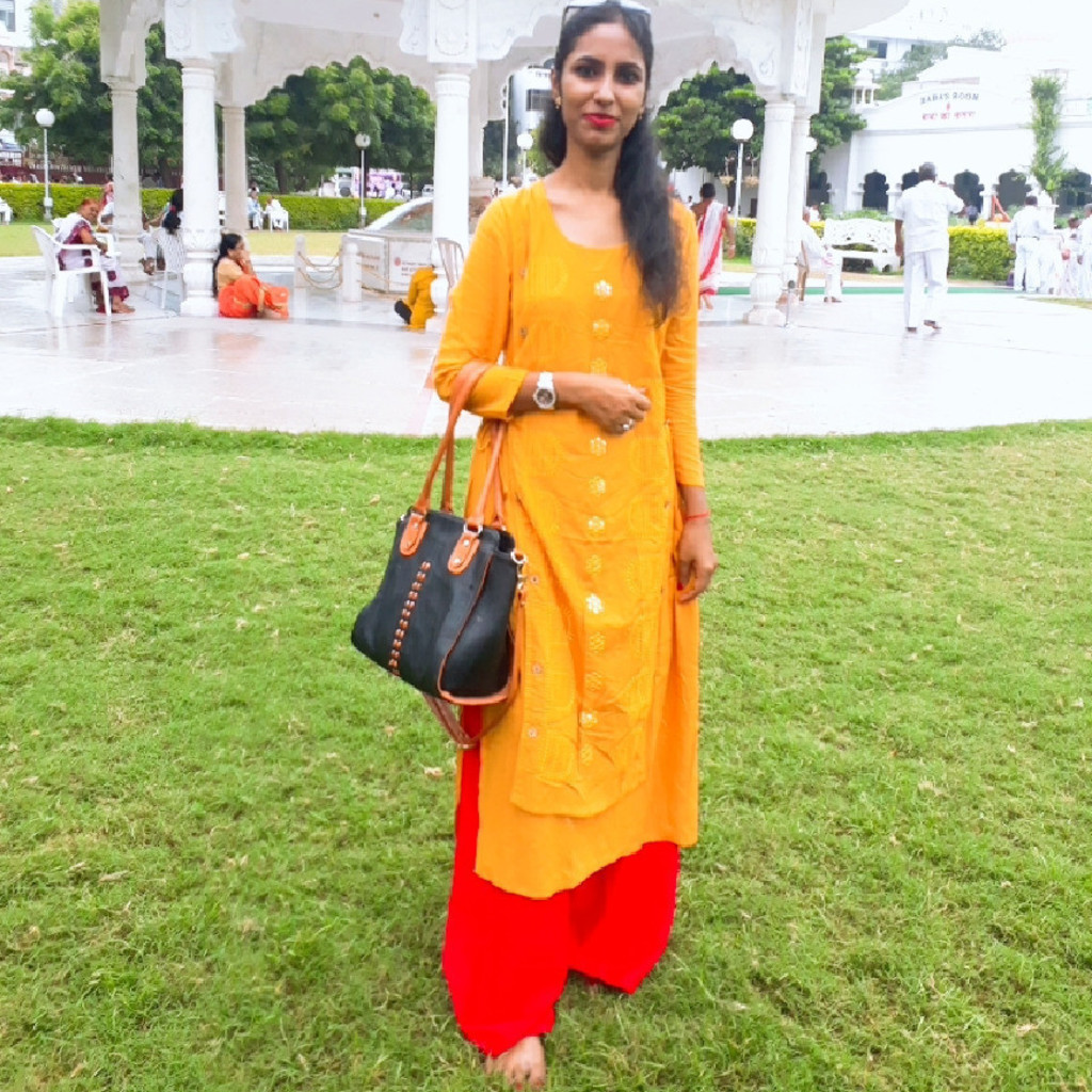 Usha Singh - Sr. Web developer/Mobile app designer - Freelancer | XING