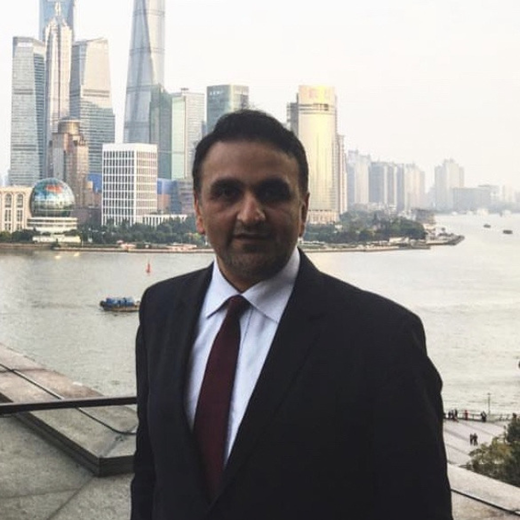 Bryan Tyrone - Financial Consultant - H&J INVESTMENT | XING