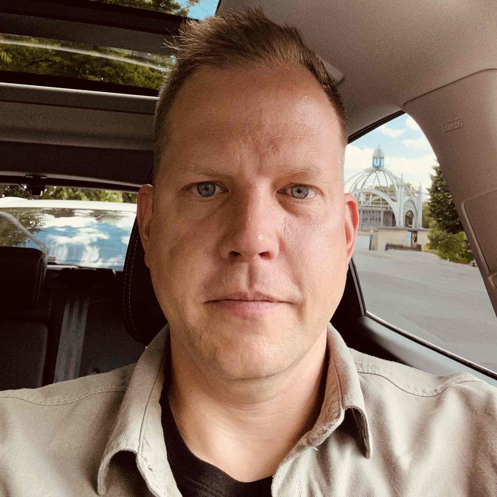 Oliver Becker - Assistent / Sekretär - Charité Hochschulambulanz ...