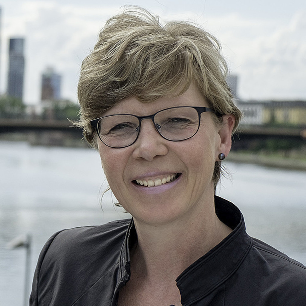 Donna Gerstenberger - Mitarbeiterin Patientenmanagement - Bürgerspital ...