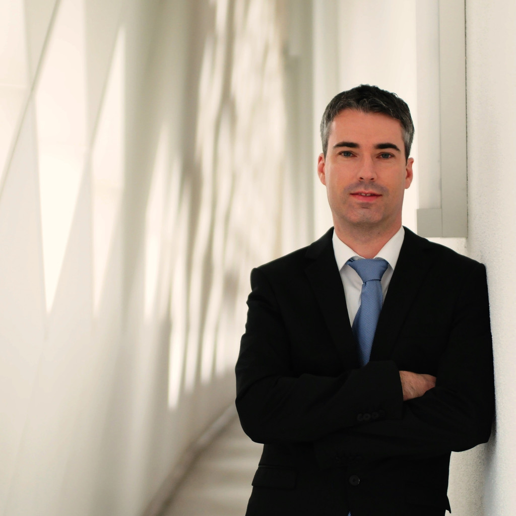 Ralph Müller - Global Trade Regional Manager EMEA - Avery Dennison ...