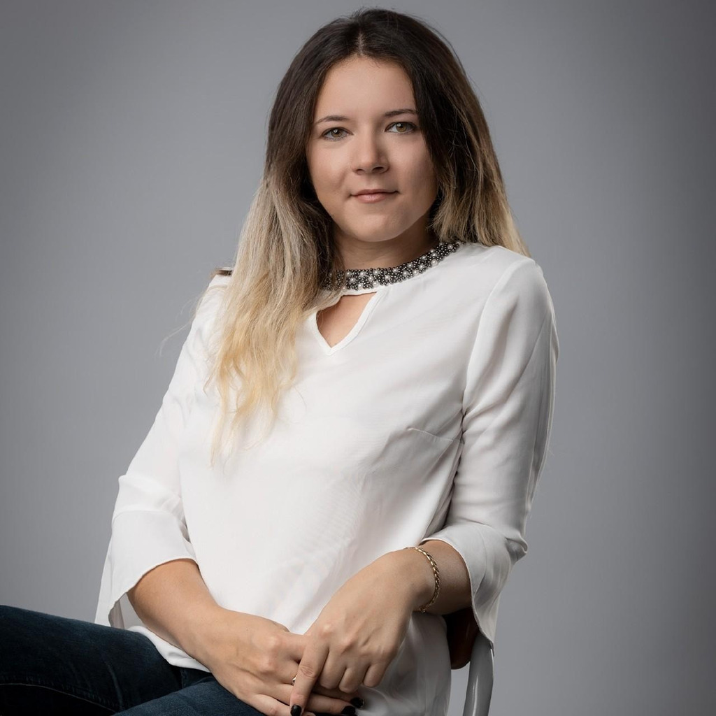 Elena-Maria Bartl - Technische Informatik - Technische Hochschule ...