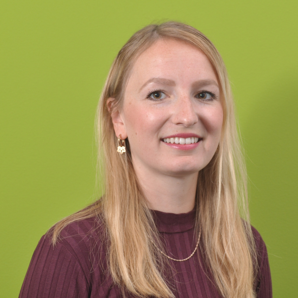 Stephanie Behling's Instagram, Twitter & Facebook on IDCrawl