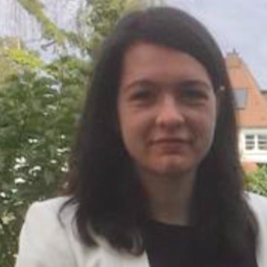 Victoria Machens - Chef de Partie im Frühstücksbereich - Lindner Hotels ...