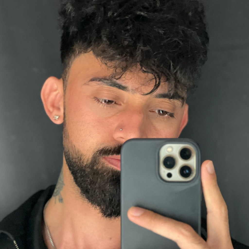 Imran Bashir's Instagram, Twitter & Facebook on IDCrawl