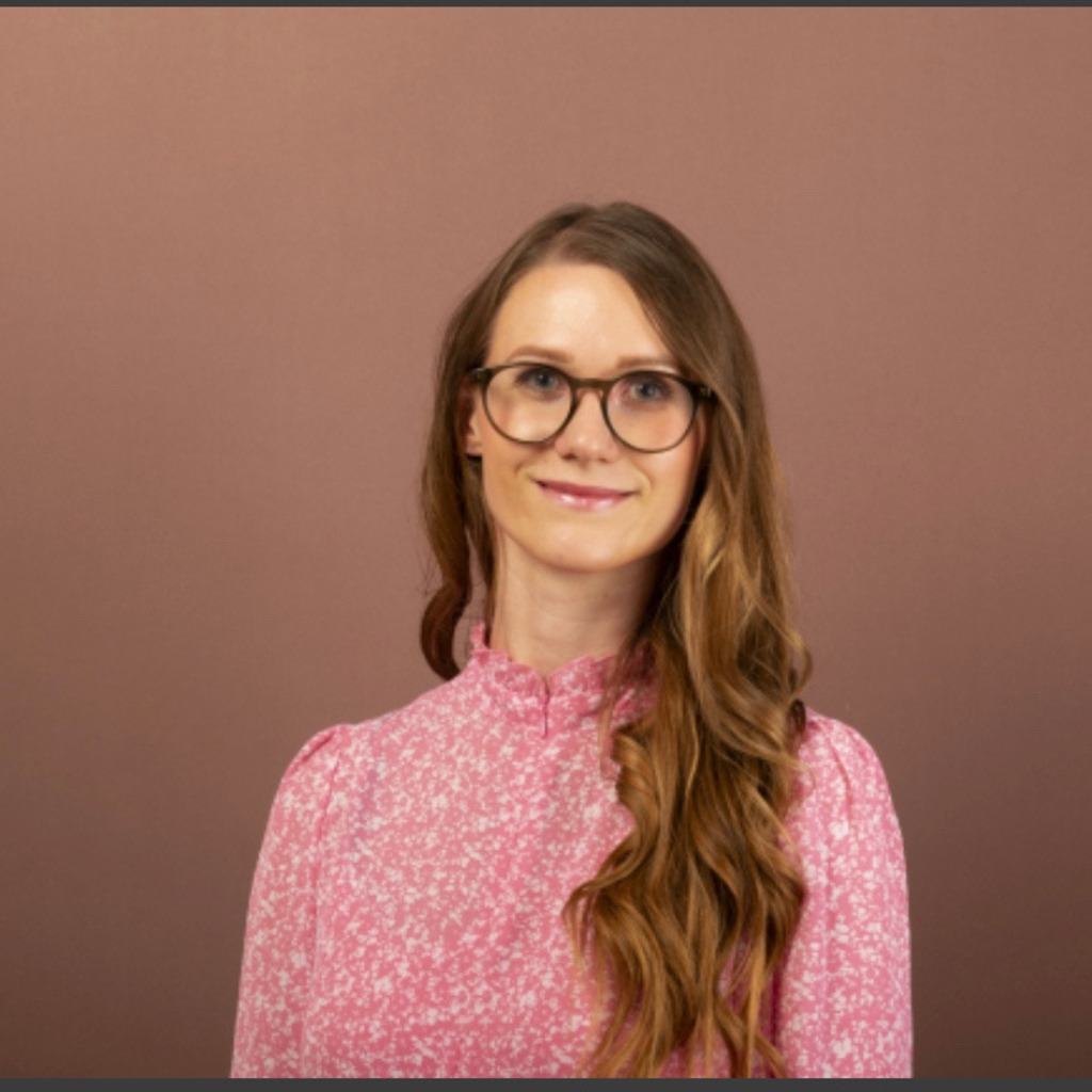 Annabelle Becker's Instagram, Twitter & Facebook on IDCrawl