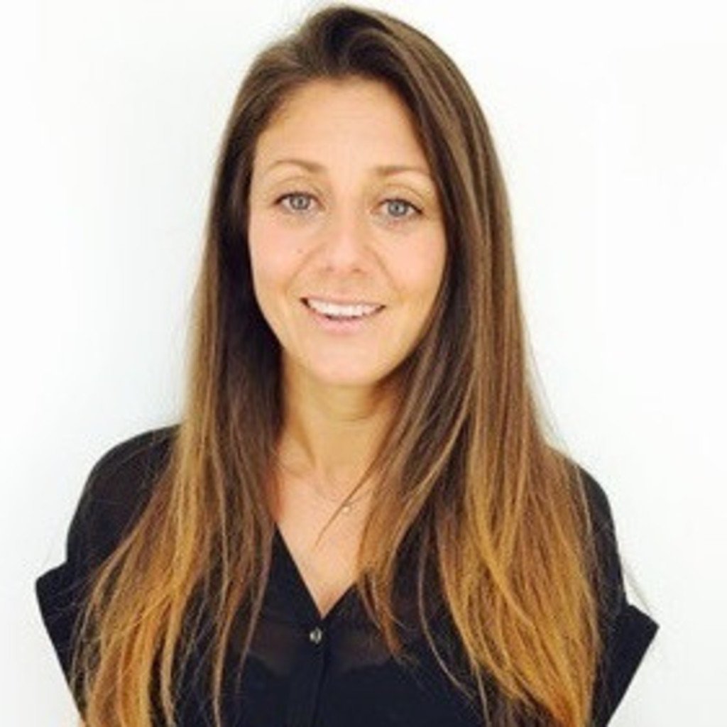 Kelly Robertson's Instagram, Twitter & Facebook on IDCrawl