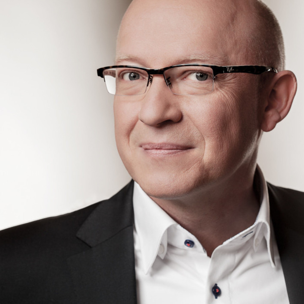 Stefan Lutz - KAM D/A/CH - Zapf Creation AG | XING