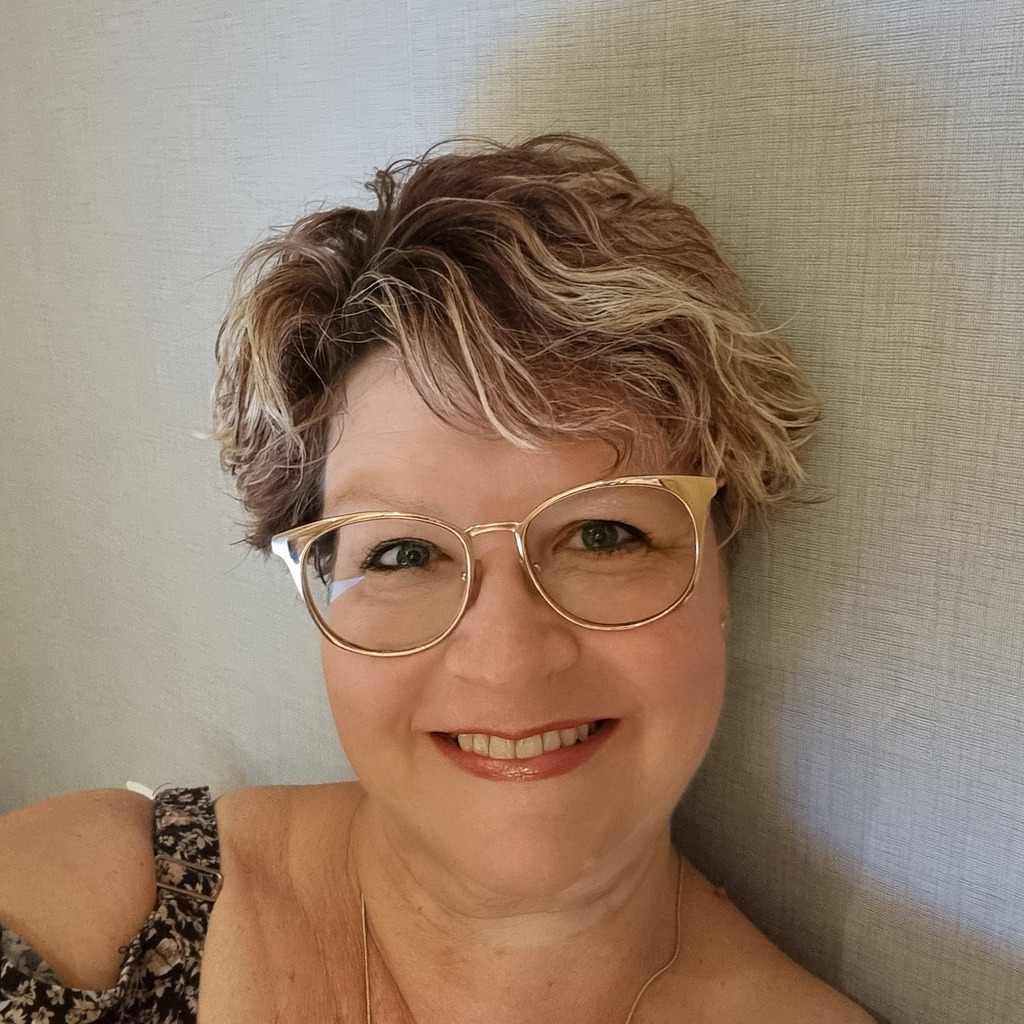 Amanda Badenhorst - Administrator - Anglican Diocese | XING