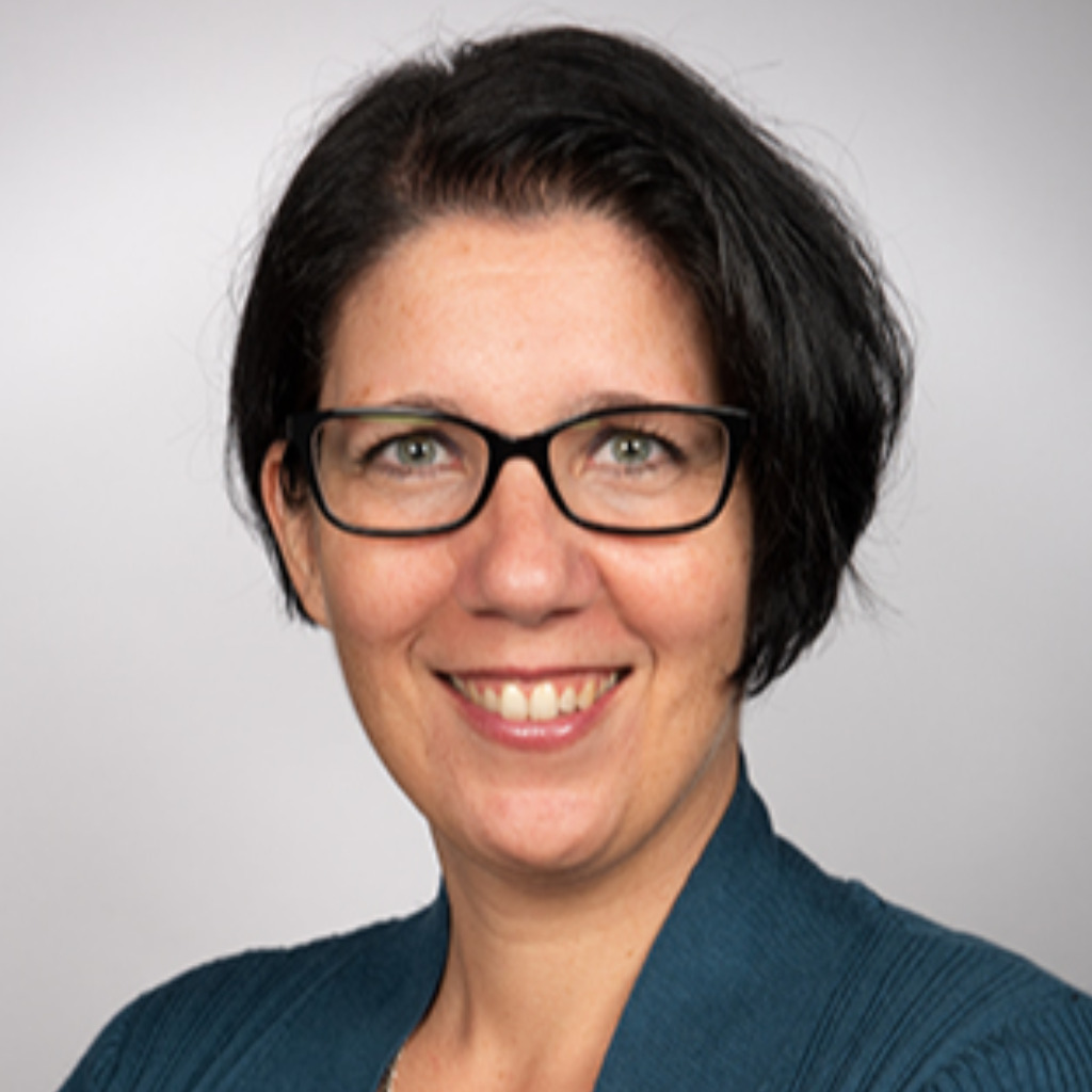 Angela Abrach Naef - Bereichsleiterin Dienstleistungscenter ...