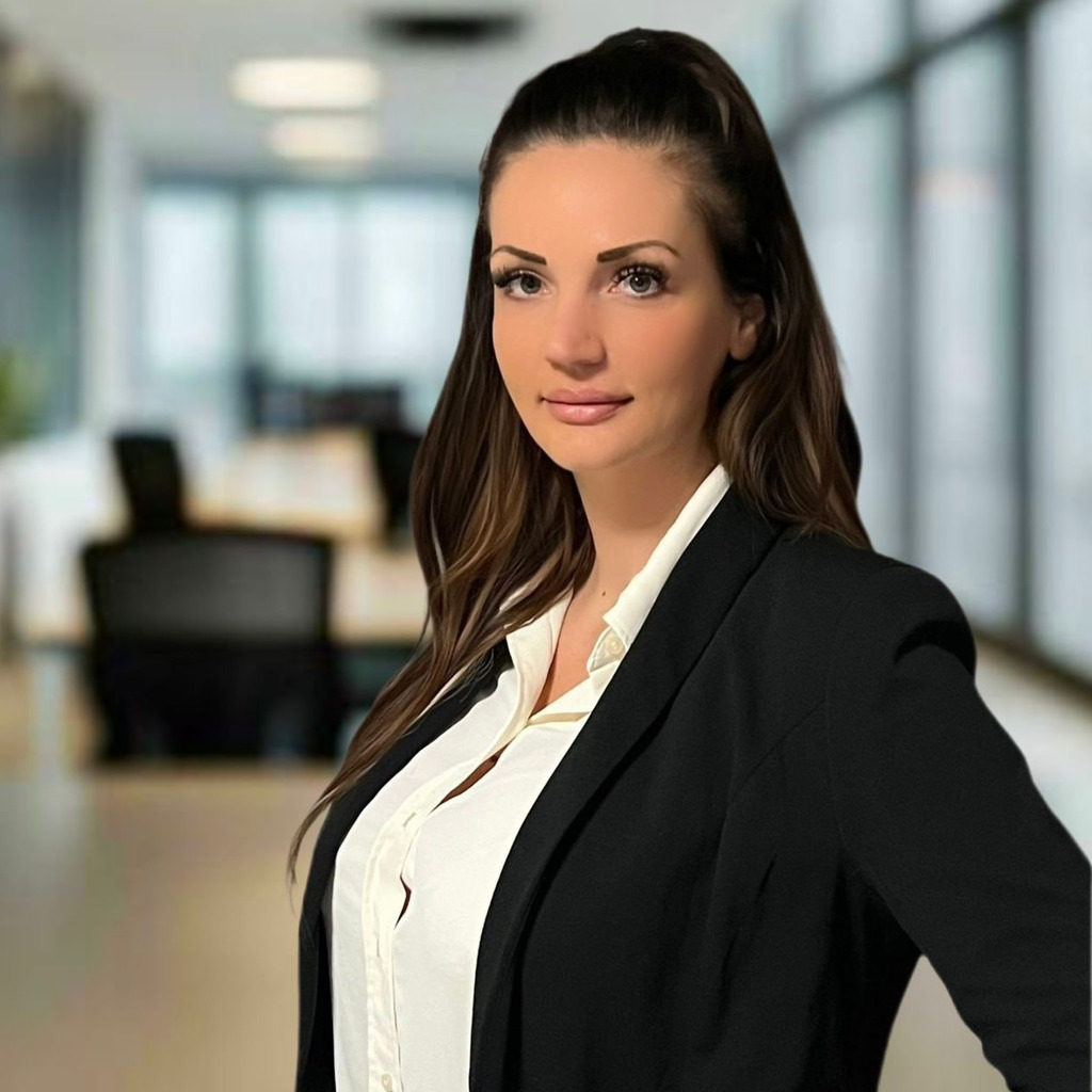 Jennifer Predehl - Recruitment Consultant - Vis á Vis ...