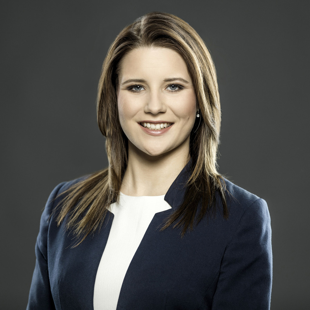 Kim Melcher - Assistant - Clínica Dental Kirchner | XING