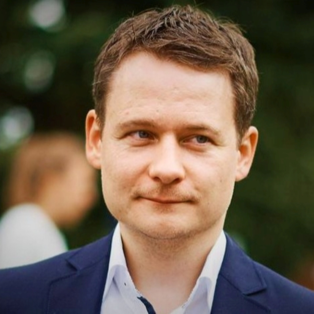 Robert Ploss's Instagram, Twitter & Facebook on IDCrawl