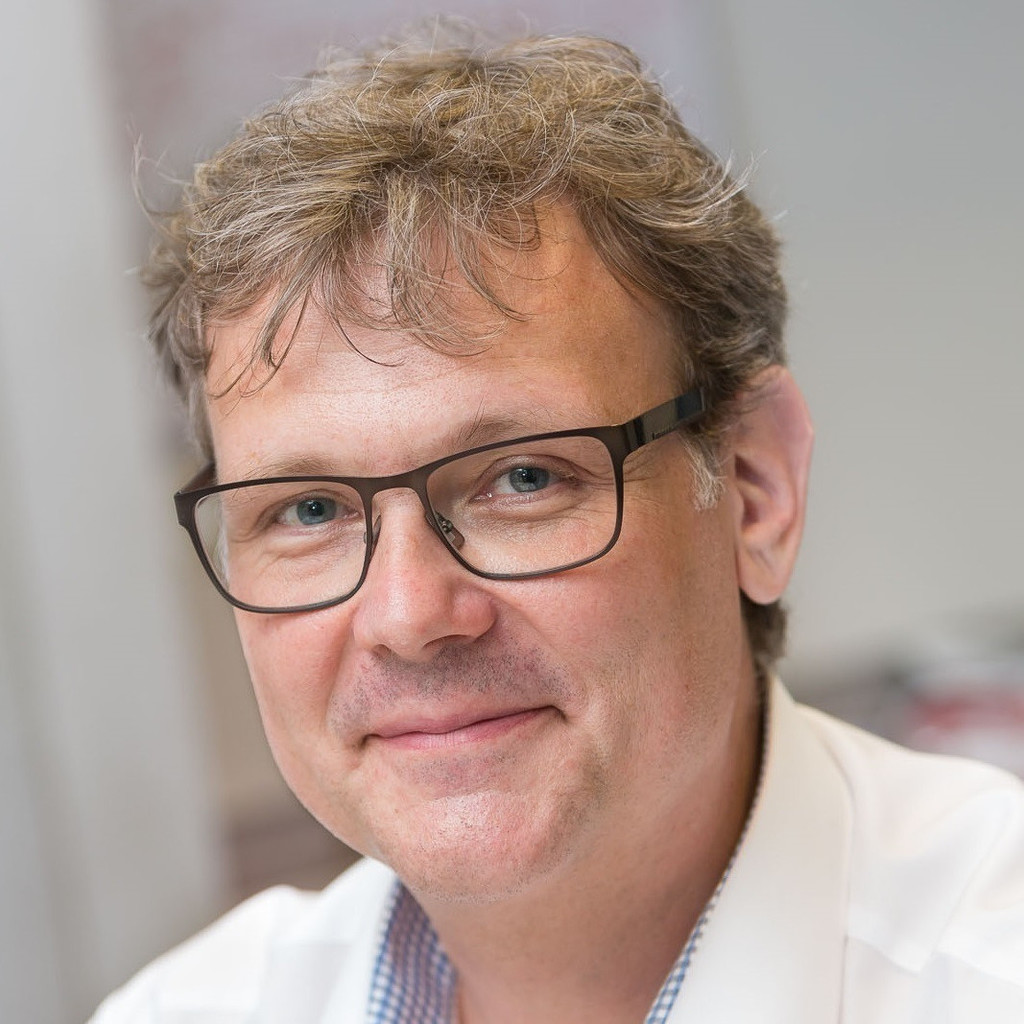 Dr. René Graf - Vice President Logistics BD Lighting - HELLA GmbH & Co ...