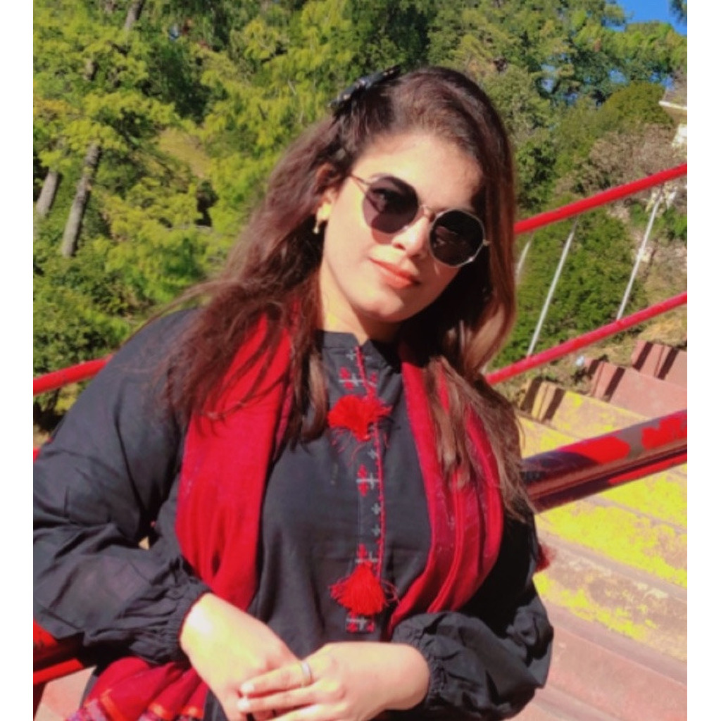 Bareerah Islam - Senior graphic designer - Uncle aaroh | XING