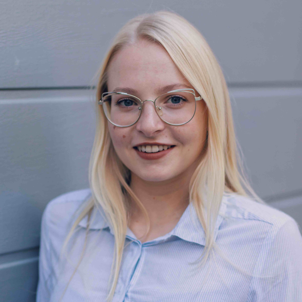 Veronika Tuschke - Senior Key Account Managerin - Pflegia GmbH | XING