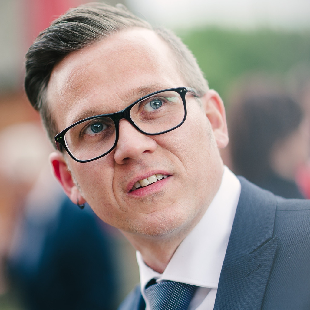 Christian Wilhelm - Dipl.Ing. - Dräger | XING