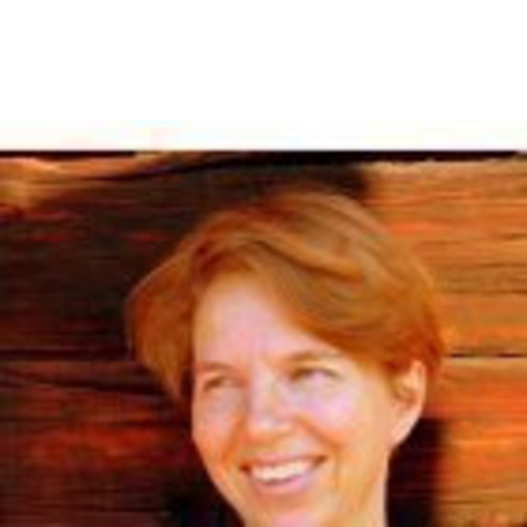 Sabine Hoch Productmanagerin Be2 XING sabine-hoch-productmanagerin-be2-xing