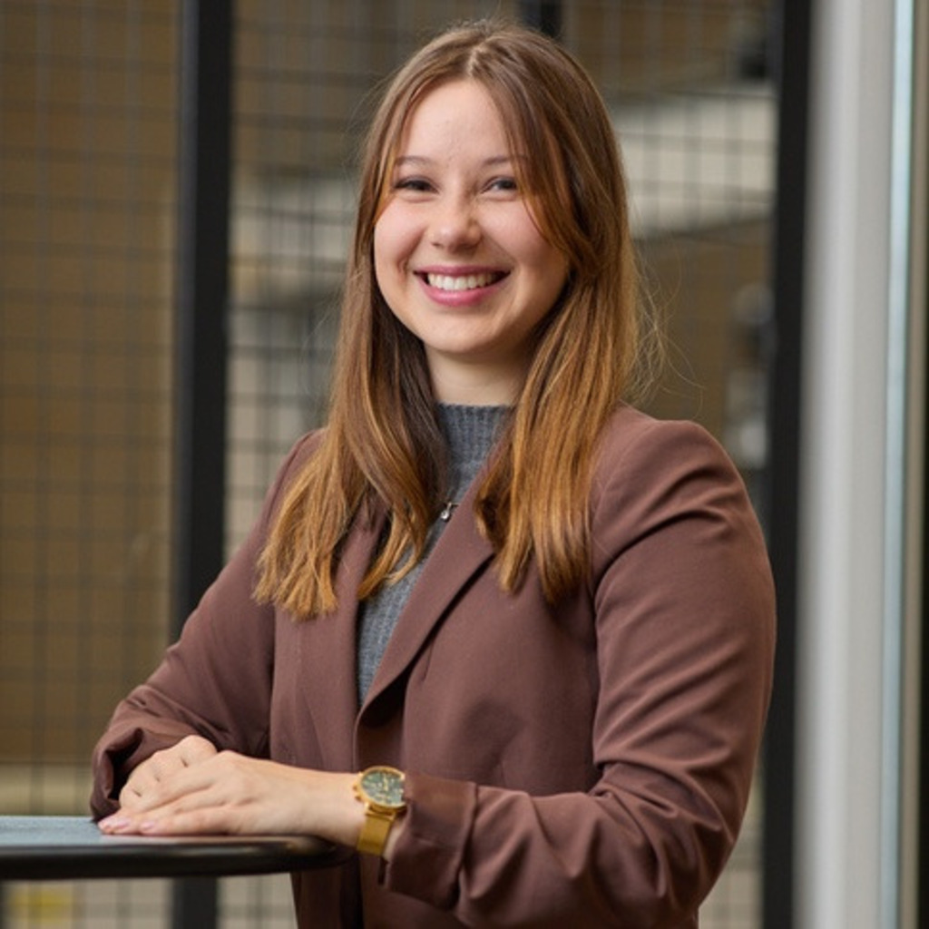 Marie Ehmann - Industriekauffrau - erform GmbH | XING